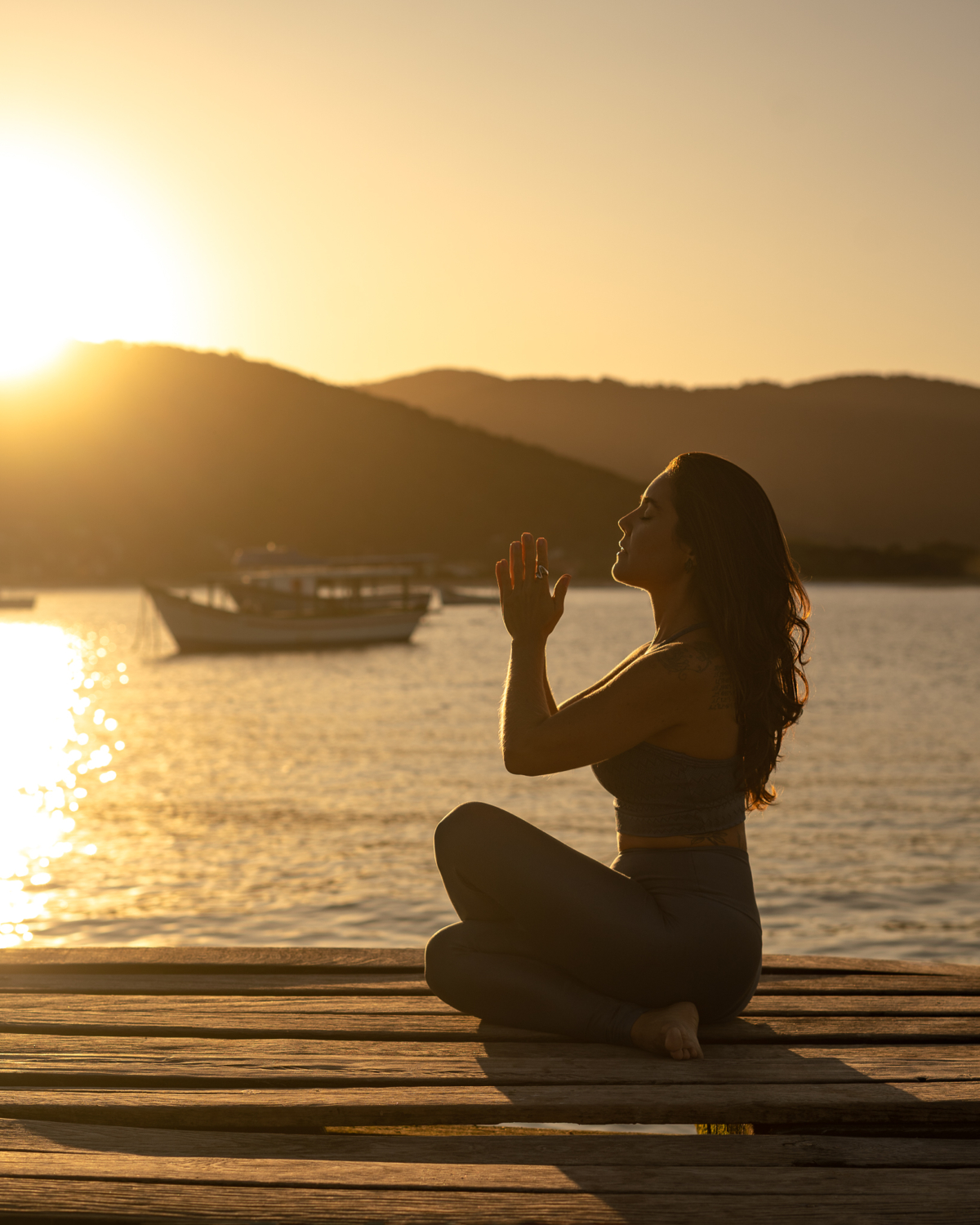 Yogaterapia - Hatha Chakra yoga • Guia da Alma
